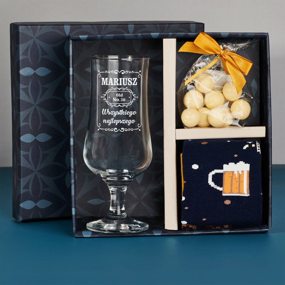 Zestaw prezentowy na 30 urodziny z pokalem do piwa - MyGiftDna.pl
